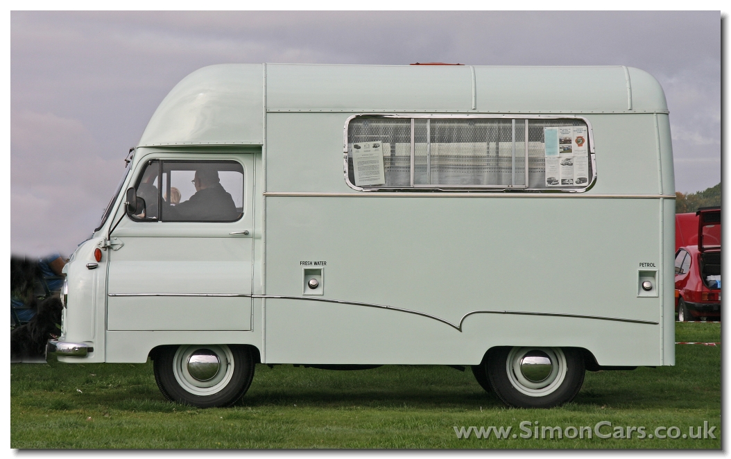 Simon Cars - Austin Van 152
